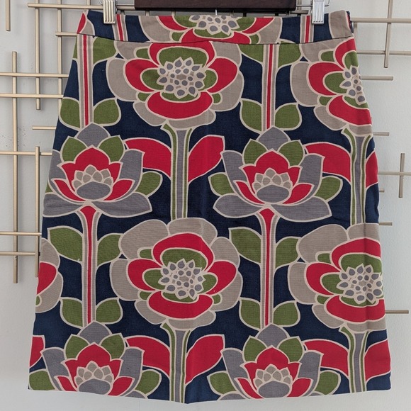 Boden | Skirts | Boden Retro Floral Print Aline Skirt Navy Red Green ...